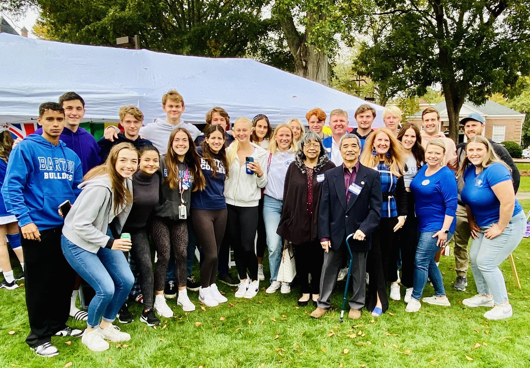 Greater Connections: Howard and Dina Tang - Institutional Advancement